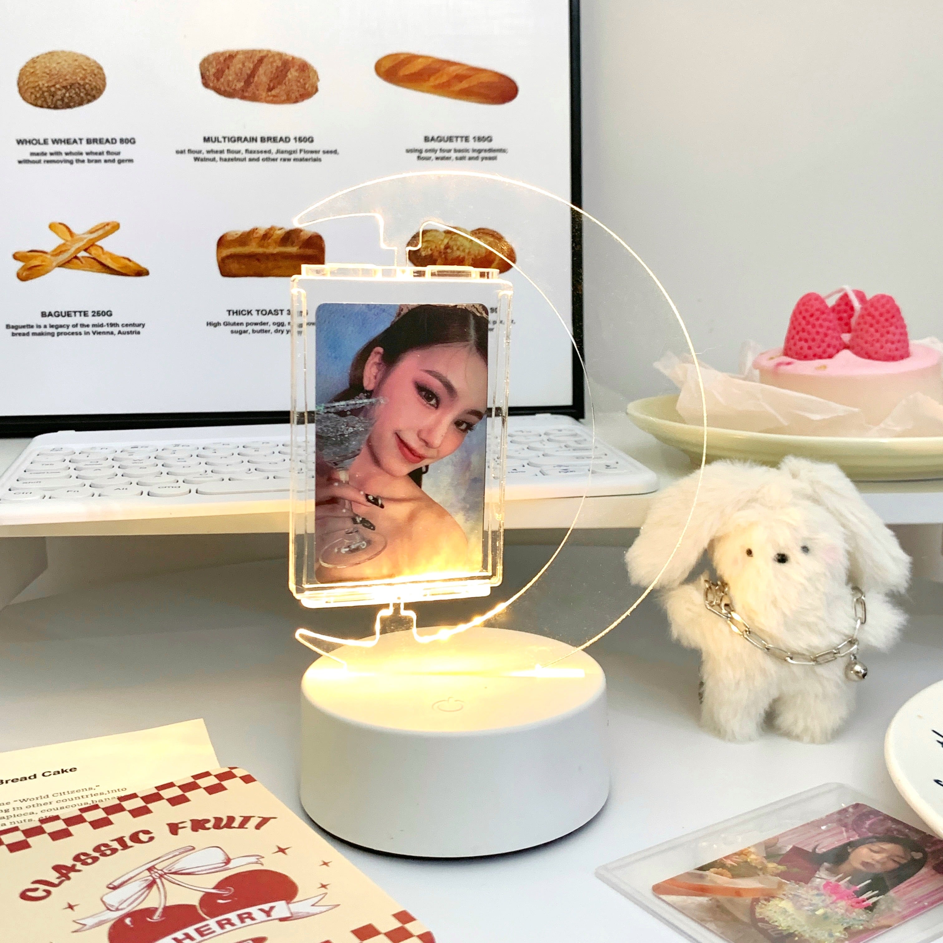 Moon Shaped Spinning Photocard Display [Light Up Version] – Aidol House